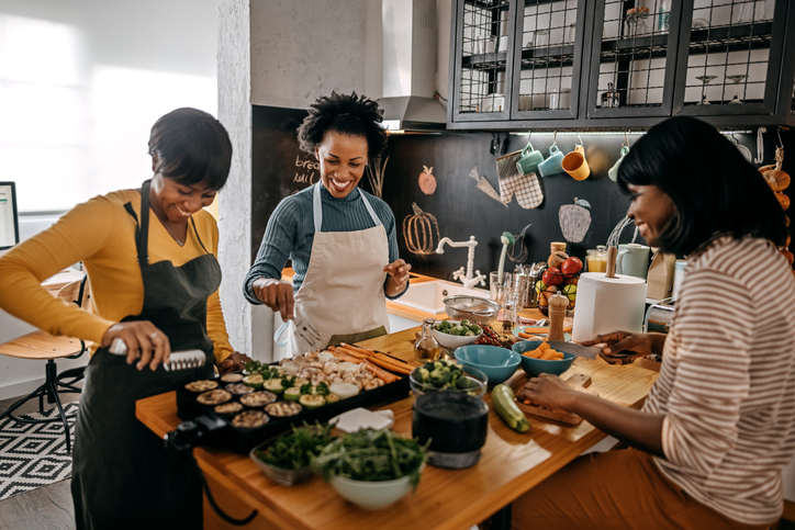 Surviving Thanksgiving Without a Trip to the ER